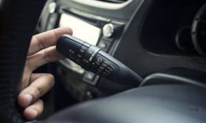 How to Troubleshoot If My Radio and Turn Signal Sound Not Working?